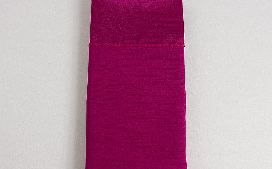 Raspberry Majestic Dinner Napkin (Reversible)